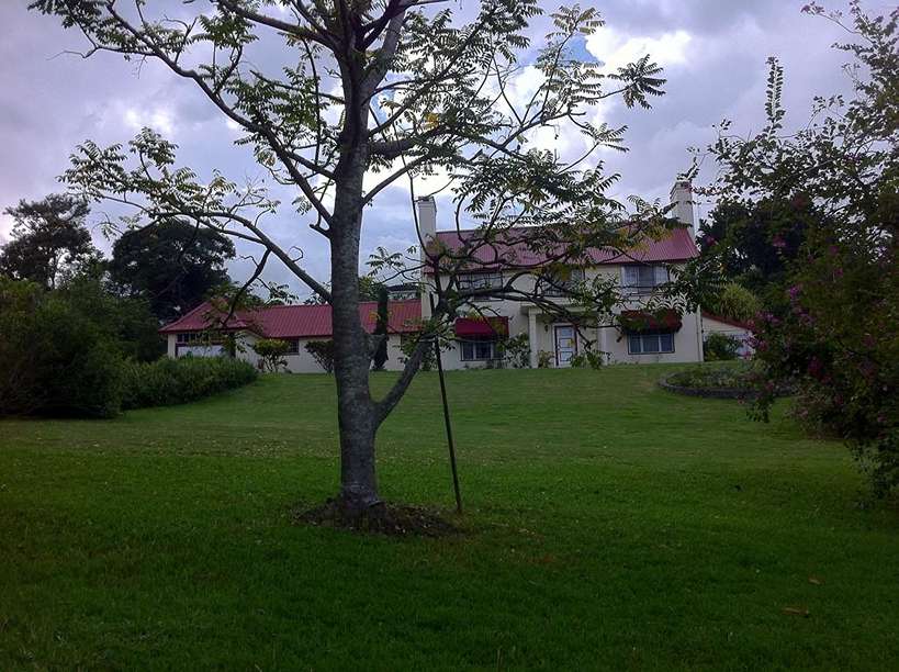 Beautiful Vintage 4 Bedroom 4 Bathroom House for sale in Ingleside ...